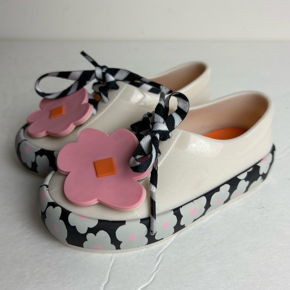 Mini Melissa | Shoes | Mini Melissa Fabula Black And White Jelly Street ...